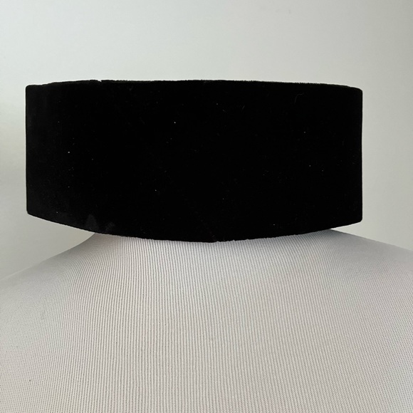 Royal | Accessories | Royal Sonokok By Perbana Black Velvet African ...